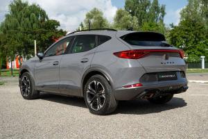 Pelēks Cupra Formentor 2023 Viļņa, ar dzinēja tilpumu 1.40 L un nobraukumu 60 tūkst. km par 24450 €, foto 8 vietnē AUTOMOTO.COM.LV