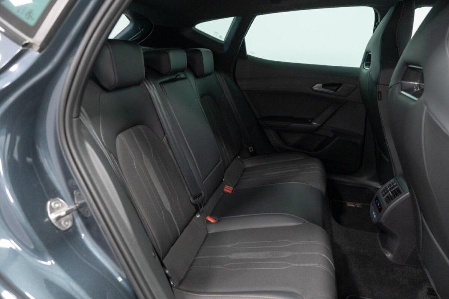 Pelēks Cupra Formentor 2023 Viļņa, ar dzinēja tilpumu 1.40 L un nobraukumu 124 tūkst. km par 23950 €, foto 10 vietnē AUTOMOTO.COM.LV