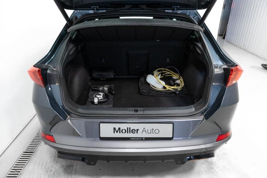 Pelēks Cupra Formentor 2023 Viļņa, ar dzinēja tilpumu 1.40 L un nobraukumu 124 tūkst. km par 23950 €, foto 25 vietnē AUTOMOTO.COM.LV