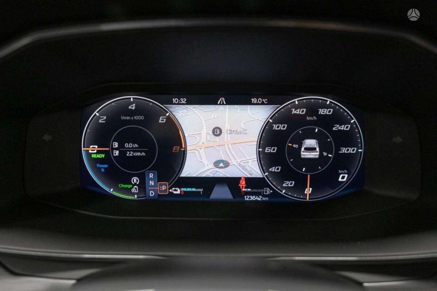 Серый Cupra Formentor 2023 в Вильнюс, объемом двигателя 1.40 л и пробегом 124 тыс. км за 23950 €, фото 15 на AUTOMOTO.COM.LV