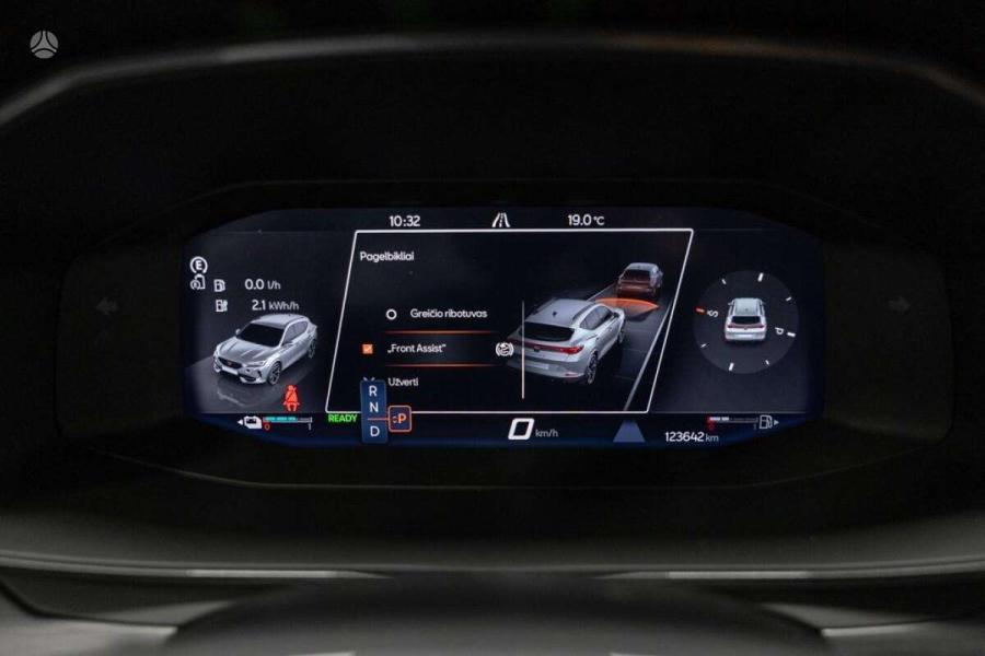 Серый Cupra Formentor 2023 в Вильнюс, объемом двигателя 1.40 л и пробегом 124 тыс. км за 23950 €, фото 17 на AUTOMOTO.COM.LV