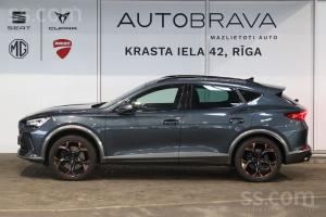 Серый Cupra Formentor 2023 в Рига, объемом двигателя 2.00 л и пробегом 28 тыс. км за 28990 €, фото 5 на AUTOMOTO.COM.LV