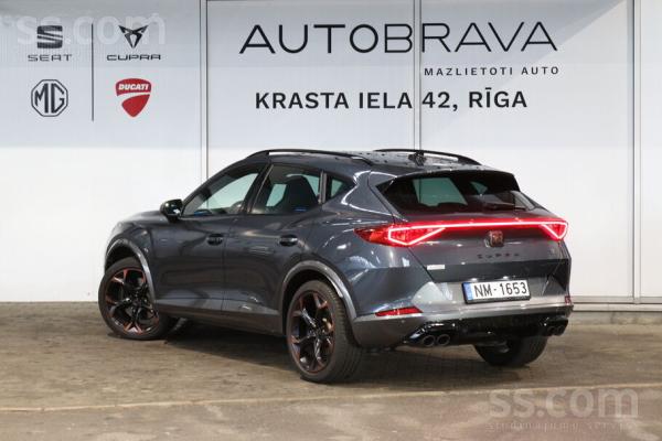 Grey Cupra Formentor 2023 in Riga, with an engine capacity of 2.00 L and mileage of 28 thousand km for 28990 €, photo 9 on AUTOMOTO.COM.LV