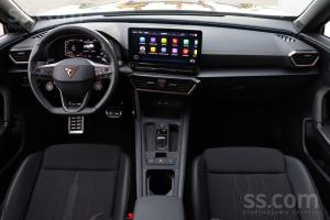 Серый Cupra Formentor 2023 в Рига, объемом двигателя 2.00 л и пробегом 28 тыс. км за 28990 €, фото 28 на AUTOMOTO.COM.LV