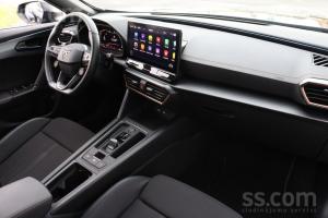 Серый Cupra Formentor 2023 в Рига, объемом двигателя 2.00 л и пробегом 28 тыс. км за 28990 €, фото 30 на AUTOMOTO.COM.LV