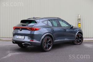 Серый Cupra Formentor 2023 в Рига, объемом двигателя 2.00 л и пробегом 28 тыс. км за 28990 €, фото 34 на AUTOMOTO.COM.LV
