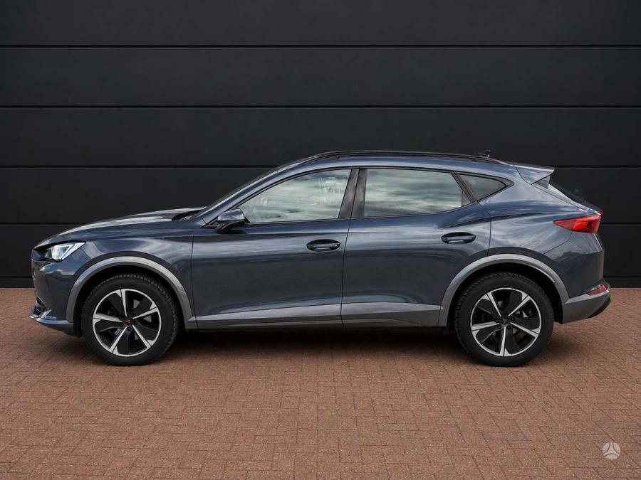 Серый Cupra Formentor 2023 в Вильнюс, объемом двигателя 1.50 л и пробегом 83 тыс. км за 22450 €, фото 4 на AUTOMOTO.COM.LV