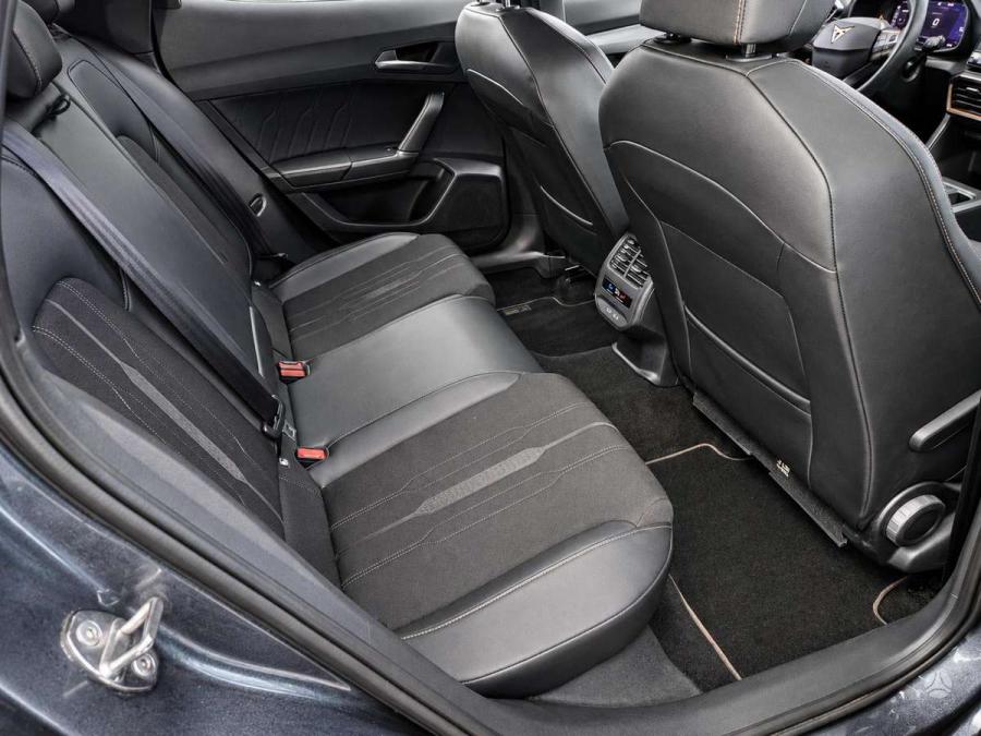 Серый Cupra Formentor 2023 в Вильнюс, объемом двигателя 1.50 л и пробегом 83 тыс. км за 22450 €, фото 21 на AUTOMOTO.COM.LV