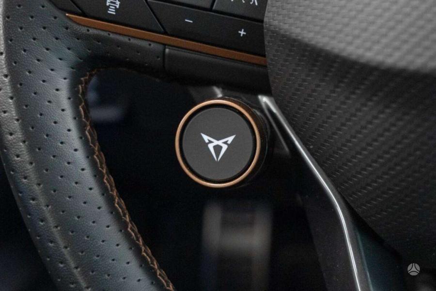 Серый Cupra Formentor 2023 в Вильнюс, объемом двигателя 2.00 л и пробегом 41 тыс. км за 27900 €, фото 12 на AUTOMOTO.COM.LV