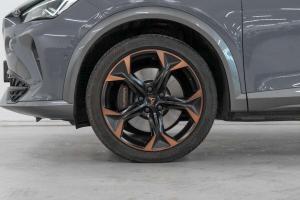 Серый Cupra Formentor 2023 в Вильнюс, объемом двигателя 2.00 л и пробегом 41 тыс. км за 27900 €, фото 25 на AUTOMOTO.COM.LV