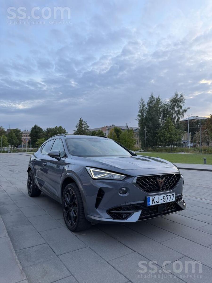 Grey Cupra Formentor 2023 in Riga, with an engine capacity of 2.00 L and mileage of 48 thousand km for 29900 €, photo 1 on AUTOMOTO.COM.LV