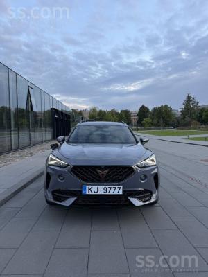 Grey Cupra Formentor 2023 in Riga, with an engine capacity of 2.00 L and mileage of 48 thousand km for 29900 €, photo 3 on AUTOMOTO.COM.LV