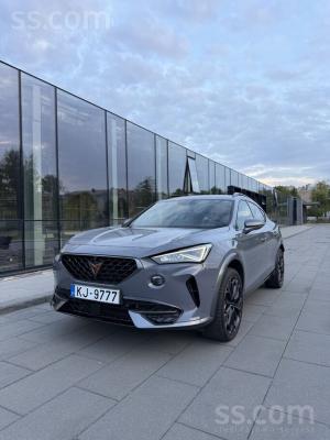 Grey Cupra Formentor 2023 in Riga, with an engine capacity of 2.00 L and mileage of 48 thousand km for 29900 €, photo 4 on AUTOMOTO.COM.LV