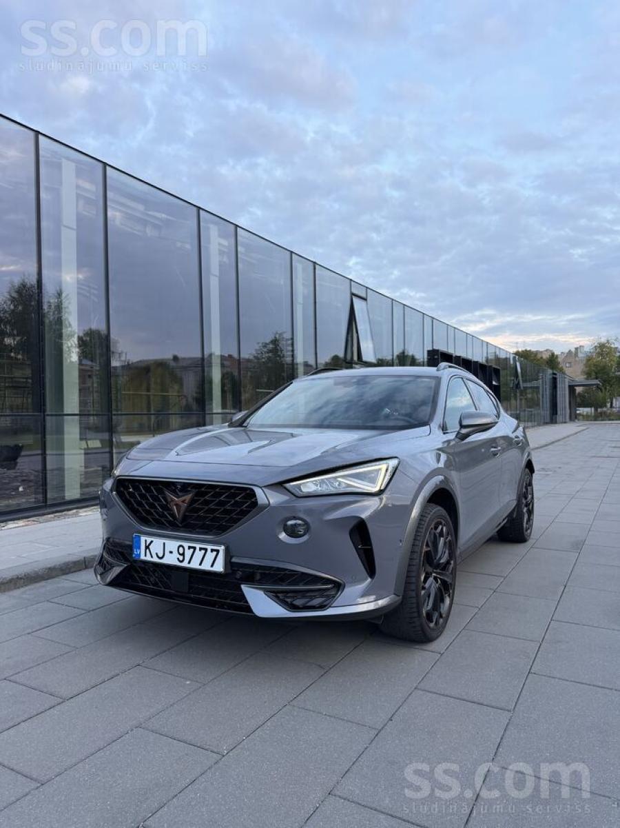 Grey Cupra Formentor 2023 in Riga, with an engine capacity of 2.00 L and mileage of 48 thousand km for 29900 €, photo 4 on AUTOMOTO.COM.LV