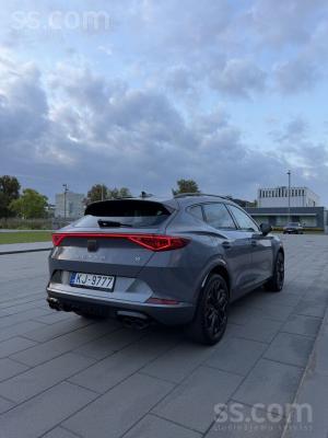 Grey Cupra Formentor 2023 in Riga, with an engine capacity of 2.00 L and mileage of 48 thousand km for 29900 €, photo 5 on AUTOMOTO.COM.LV