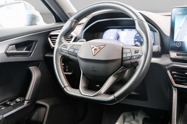 Grey Cupra Formentor 2023 in Kaunas, with an engine capacity of 1.50 L and mileage of 135 thousand km for 20390 €, photo 7 on AUTOMOTO.COM.LV