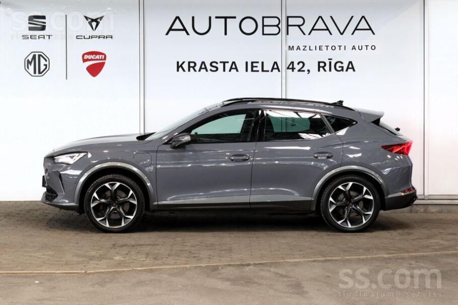 Grey Cupra Formentor 2023 in Riga, with an engine capacity of 1.40 L and mileage of 107 thousand km for 23500 €, photo 5 on AUTOMOTO.COM.LV