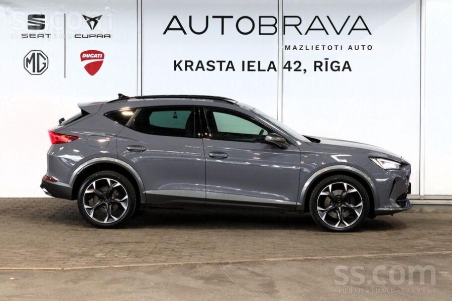 Grey Cupra Formentor 2023 in Riga, with an engine capacity of 1.40 L and mileage of 107 thousand km for 23500 €, photo 6 on AUTOMOTO.COM.LV