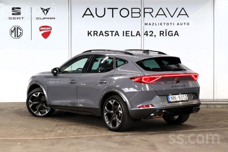 Grey Cupra Formentor 2023 in Riga, with an engine capacity of 1.40 L and mileage of 107 thousand km for 23500 €, photo 7 on AUTOMOTO.COM.LV