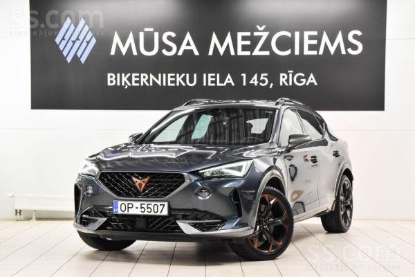 Pelēks Cupra Formentor 2023 Rīga, ar dzinēja tilpumu 2.00 L un nobraukumu 90 tūkst. km par 24790 €, foto 1 vietnē AUTOMOTO.COM.LV