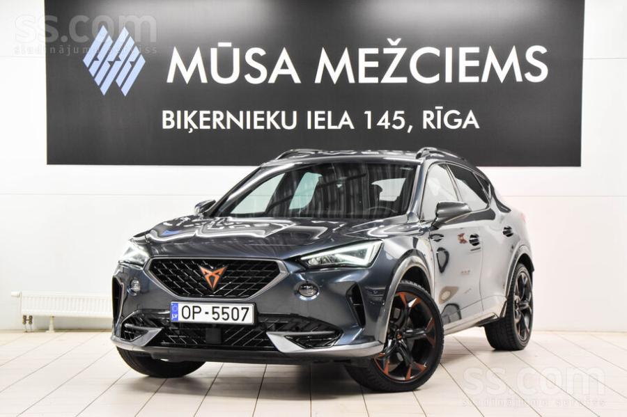 Серый Cupra Formentor 2023 в Рига, объемом двигателя 2.00 л и пробегом 90 тыс. км за 24790 €, фото 1 на AUTOMOTO.COM.LV