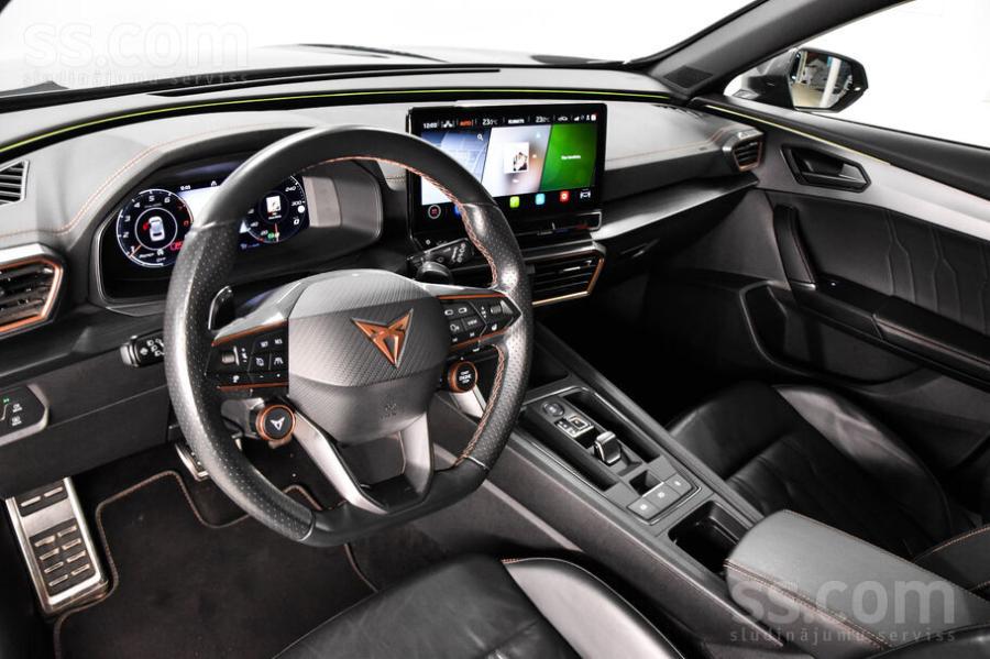 Серый Cupra Formentor 2023 в Рига, объемом двигателя 2.00 л и пробегом 90 тыс. км за 24790 €, фото 13 на AUTOMOTO.COM.LV