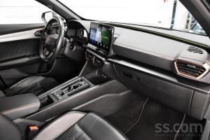 Серый Cupra Formentor 2023 в Рига, объемом двигателя 2.00 л и пробегом 90 тыс. км за 24790 €, фото 16 на AUTOMOTO.COM.LV