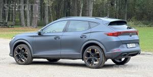 Grey Cupra Formentor 2023 in Limbazi, with an engine capacity of 1.50 L and mileage of 40 thousand km for 25500 €, photo 3 on AUTOMOTO.COM.LV