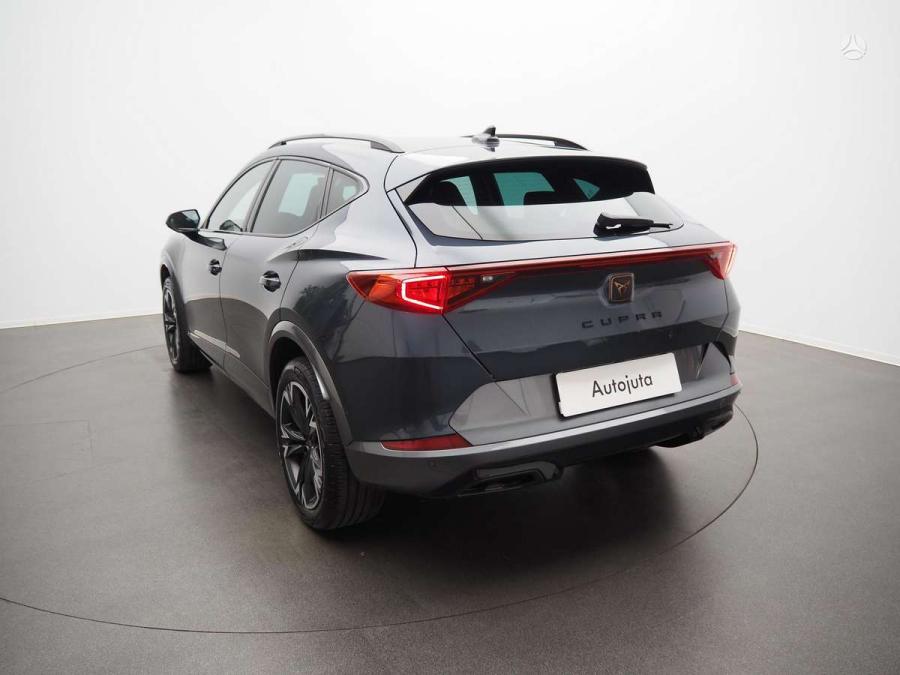 Grey Cupra Formentor 2023 in Vilnius, with an engine capacity of 1.50 L and mileage of 72 thousand km for 22900 €, photo 7 on AUTOMOTO.COM.LV