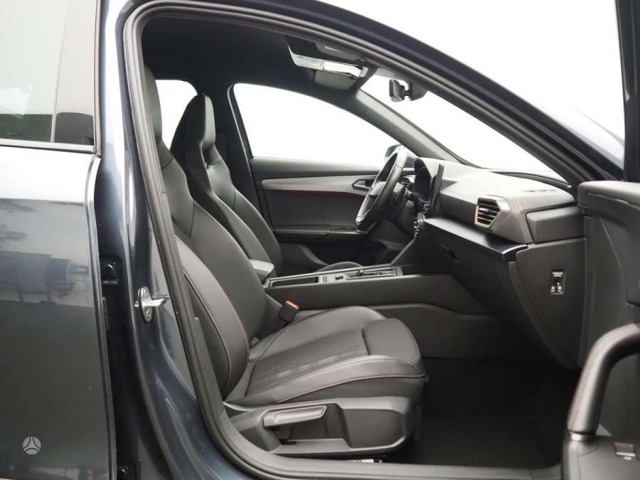 Grey Cupra Formentor 2023 in Vilnius, with an engine capacity of 1.50 L and mileage of 72 thousand km for 22900 €, photo 12 on AUTOMOTO.COM.LV
