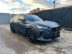 Серый Cupra Formentor 2023 в Каунас, объемом двигателя 2.48 л и пробегом 44 тыс. км за 19900 €, фото  на AUTOMOTO.COM.LV