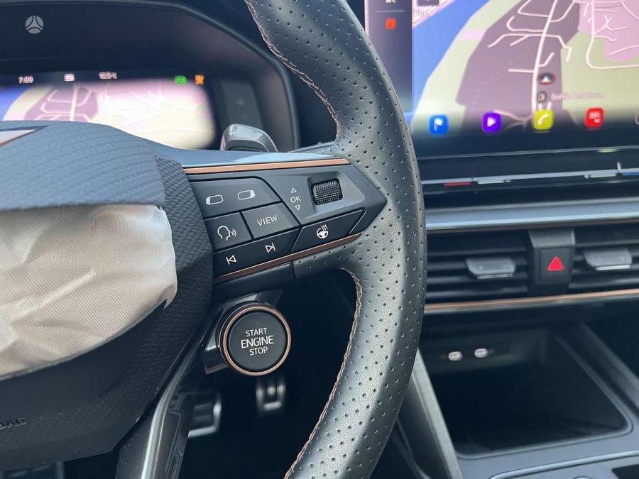 Серый Cupra Formentor 2023 в Каунас, объемом двигателя 2.48 л и пробегом 44 тыс. км за 19900 €, фото 42 на AUTOMOTO.COM.LV