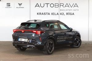 Pelēks Cupra Formentor 2024 Rīga, ar dzinēja tilpumu 1.50 L un nobraukumu 11 tūkst. km par 29990 €, foto 6 vietnē AUTOMOTO.COM.LV