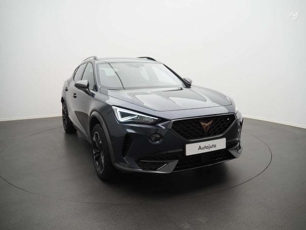 Pelēks Cupra Formentor 2024 Viļņa, ar dzinēja tilpumu 1.50 L un nobraukumu 48 tūkst. km par 27500 €, foto 3 vietnē AUTOMOTO.COM.LV