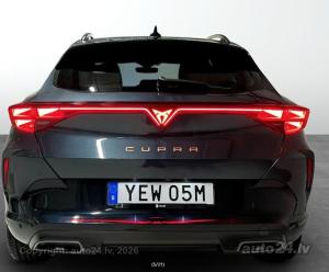 Pelēks Cupra Formentor 2024 Tallina, ar dzinēja tilpumu 1.50 L un nobraukumu 26 tūkst. km par 30990 €, foto 3 vietnē AUTOMOTO.COM.LV