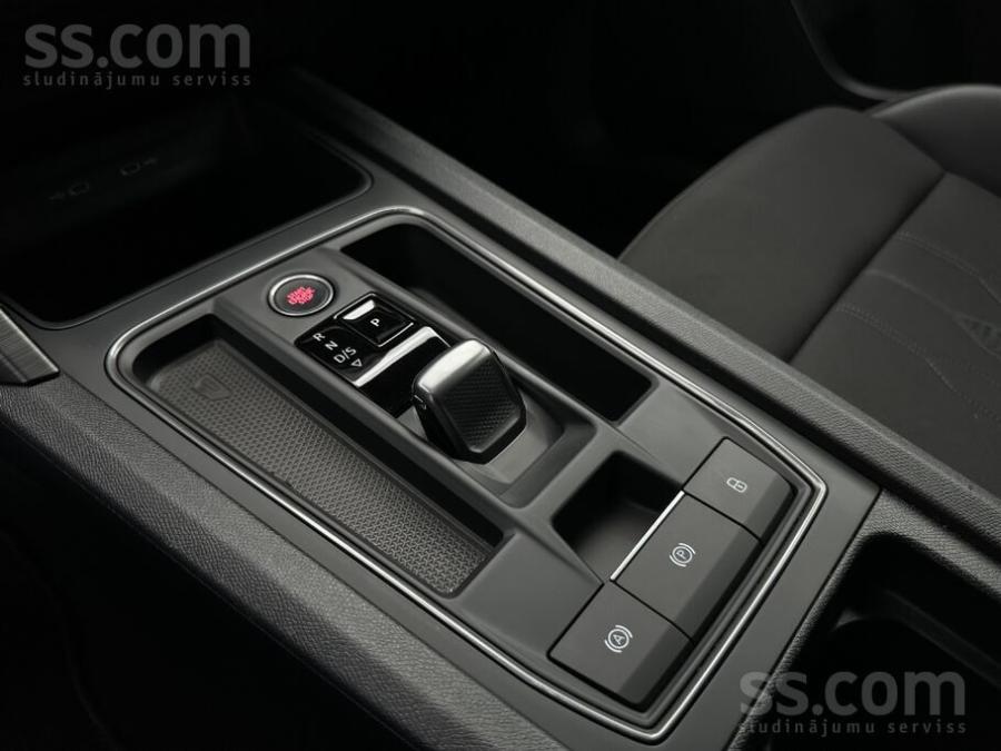 Pelēks Cupra Formentor 2024 Rīga, ar dzinēja tilpumu 1.50 L un nobraukumu 35 tūkst. km par 26550 €, foto 16 vietnē AUTOMOTO.COM.LV