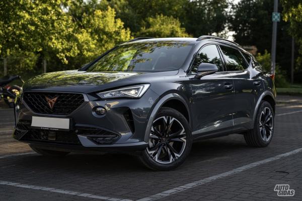 Pelēks Cupra Formentor 2024 Viļņa, ar dzinēja tilpumu 1.50 L un nobraukumu 37 tūkst. km par 24300 €, foto 1 vietnē AUTOMOTO.COM.LV