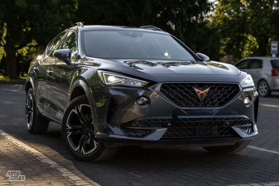 Pelēks Cupra Formentor 2024 Viļņa, ar dzinēja tilpumu 1.50 L un nobraukumu 37 tūkst. km par 24300 €, foto 6 vietnē AUTOMOTO.COM.LV