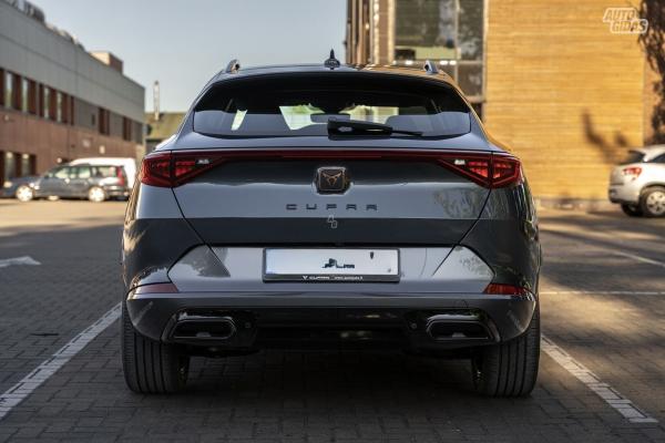 Серый Cupra Formentor 2024 в Вильнюс, объемом двигателя 1.50 л и пробегом 37 тыс. км за 24300 €, фото 7 на AUTOMOTO.COM.LV