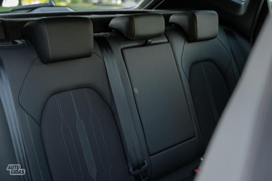 Pelēks Cupra Formentor 2024 Viļņa, ar dzinēja tilpumu 1.50 L un nobraukumu 37 tūkst. km par 24300 €, foto 28 vietnē AUTOMOTO.COM.LV