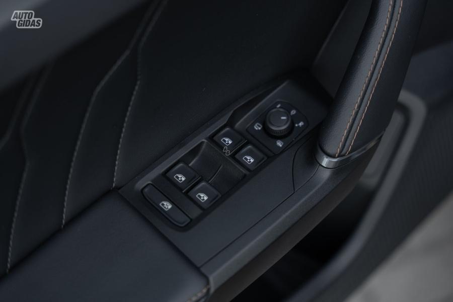 Pelēks Cupra Formentor 2024 Viļņa, ar dzinēja tilpumu 1.50 L un nobraukumu 37 tūkst. km par 24300 €, foto 32 vietnē AUTOMOTO.COM.LV