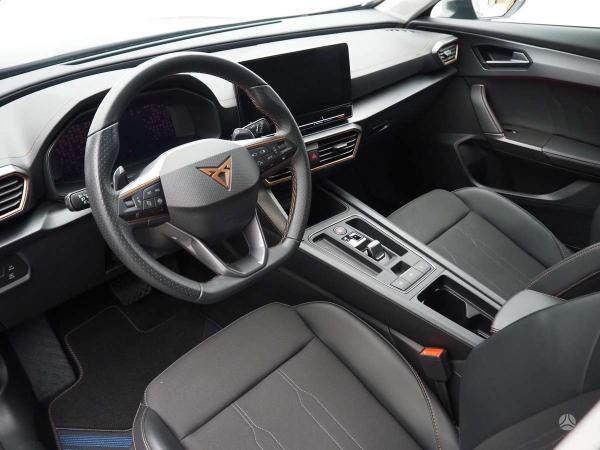Серый Cupra Formentor 2024 в Вильнюс, объемом двигателя 1.40 л и пробегом 35 тыс. км за 23800 €, фото 9 на AUTOMOTO.COM.LV