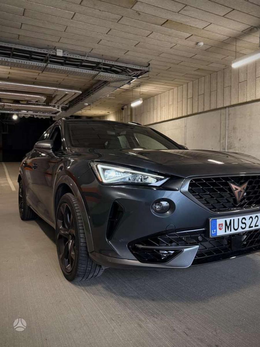 Pelēks Cupra Formentor 2024 Viļņa, ar dzinēja tilpumu 1.98 L un nobraukumu 40 tūkst. km par 29500 €, foto 5 vietnē AUTOMOTO.COM.LV