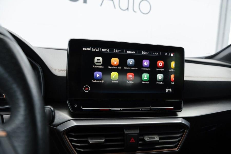 Серый Cupra Formentor 2024 в Рига, объемом двигателя 1.50 л и пробегом 43 тыс. км за 24650 €, фото 18 на AUTOMOTO.COM.LV