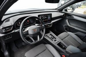 Серый Cupra Formentor 2024 в Рига, объемом двигателя 1.50 л и пробегом 43 тыс. км за 24650 €, фото 23 на AUTOMOTO.COM.LV