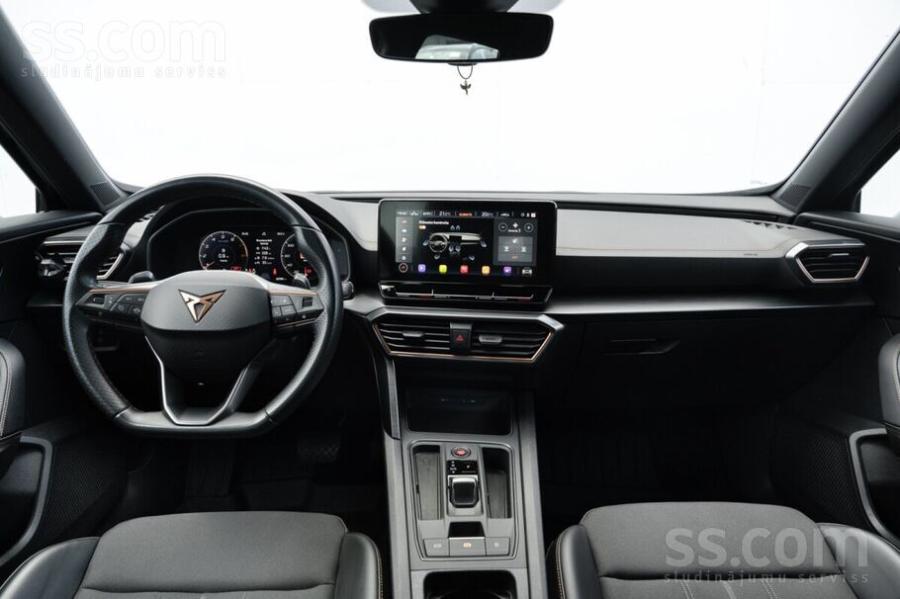 Pelēks Cupra Formentor 2024 Rīga, ar dzinēja tilpumu 1.50 L un nobraukumu 43 tūkst. km par 24650 €, foto 26 vietnē AUTOMOTO.COM.LV