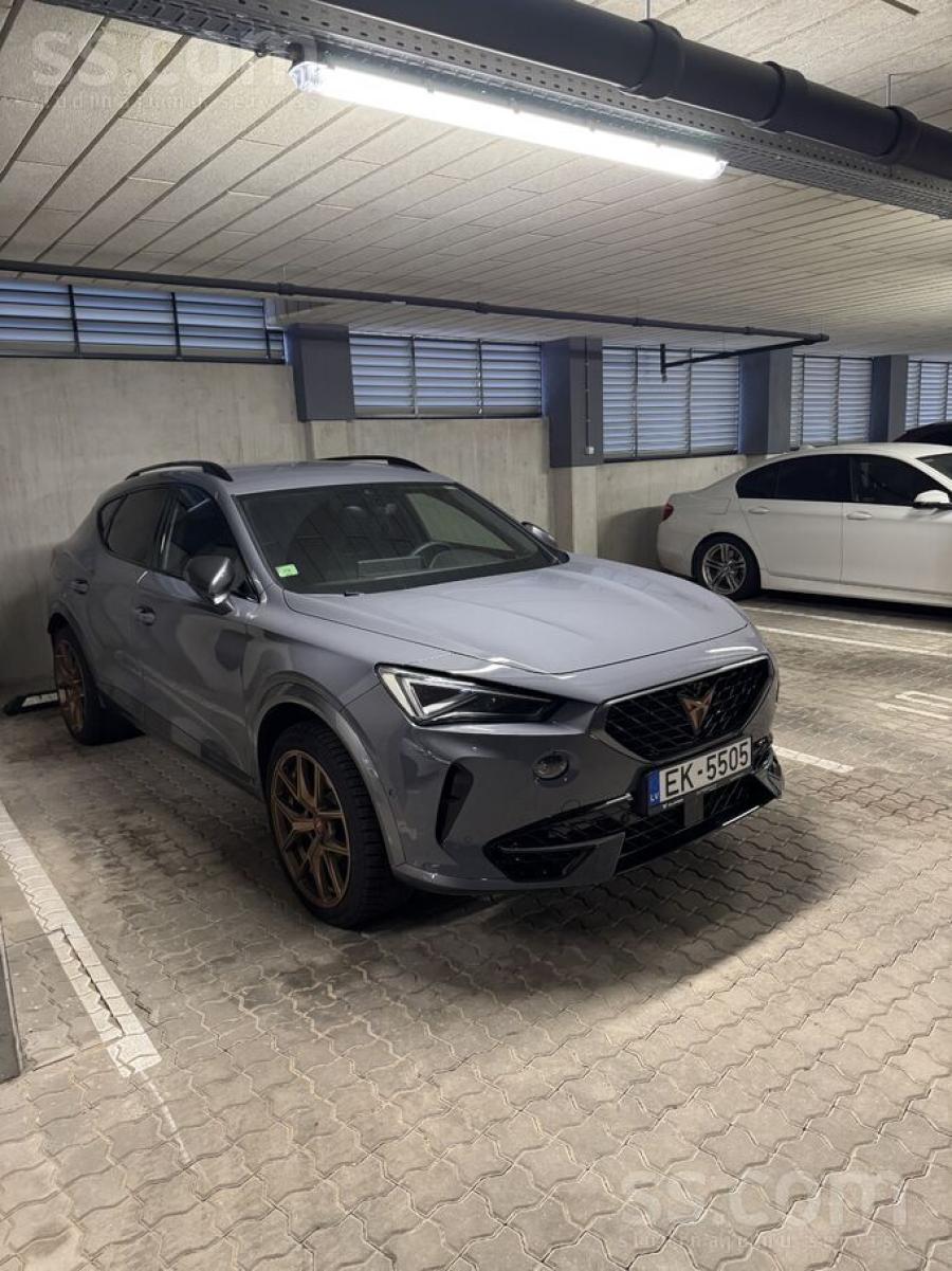 Pelēks Cupra Formentor 2025 Rīga, ar dzinēja tilpumu 2.00 L un nobraukumu 21 tūkst. km par 32000 €, foto 8 vietnē AUTOMOTO.COM.LV