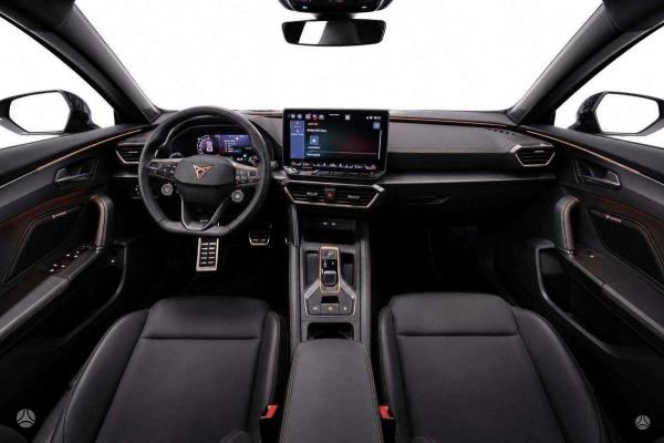 Серый Cupra Formentor 2025 в Каунас, объемом двигателя 1.98 л и пробегом 17 тыс. км за 37900 €, фото 5 на AUTOMOTO.COM.LV