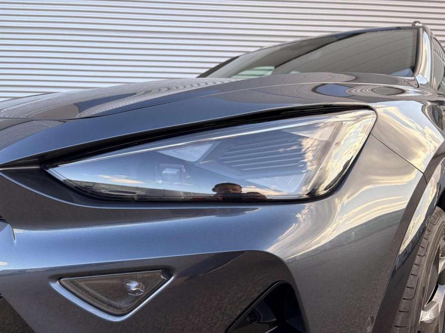 Grey Cupra Formentor 2025 in Vilnius, with an engine capacity of 1.50 L and mileage of 67 thousand km for 31777 €, photo 8 on AUTOMOTO.COM.LV