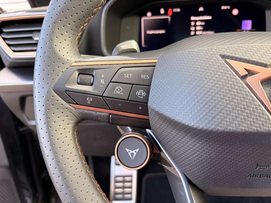 Grey Cupra Formentor 2025 in Vilnius, with an engine capacity of 1.50 L and mileage of 67 thousand km for 31777 €, photo 14 on AUTOMOTO.COM.LV